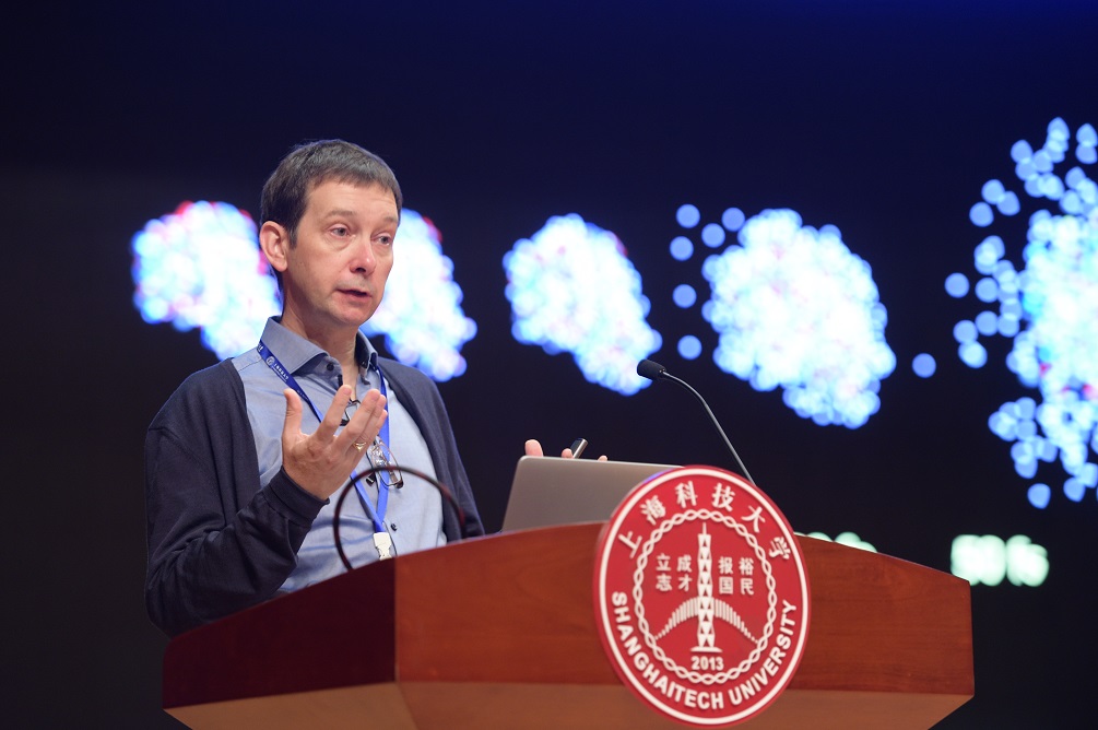 国际著名晶体学家、德国电子同步加速器(DESY)自由电子激光科学中心主任Henry Chapman教授访问我校并作ShanghaiTech ...